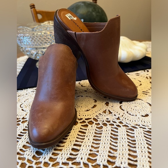 Lucky Brand | Shoes | Nwt Size 5 Mule With Block Heel | Poshmark